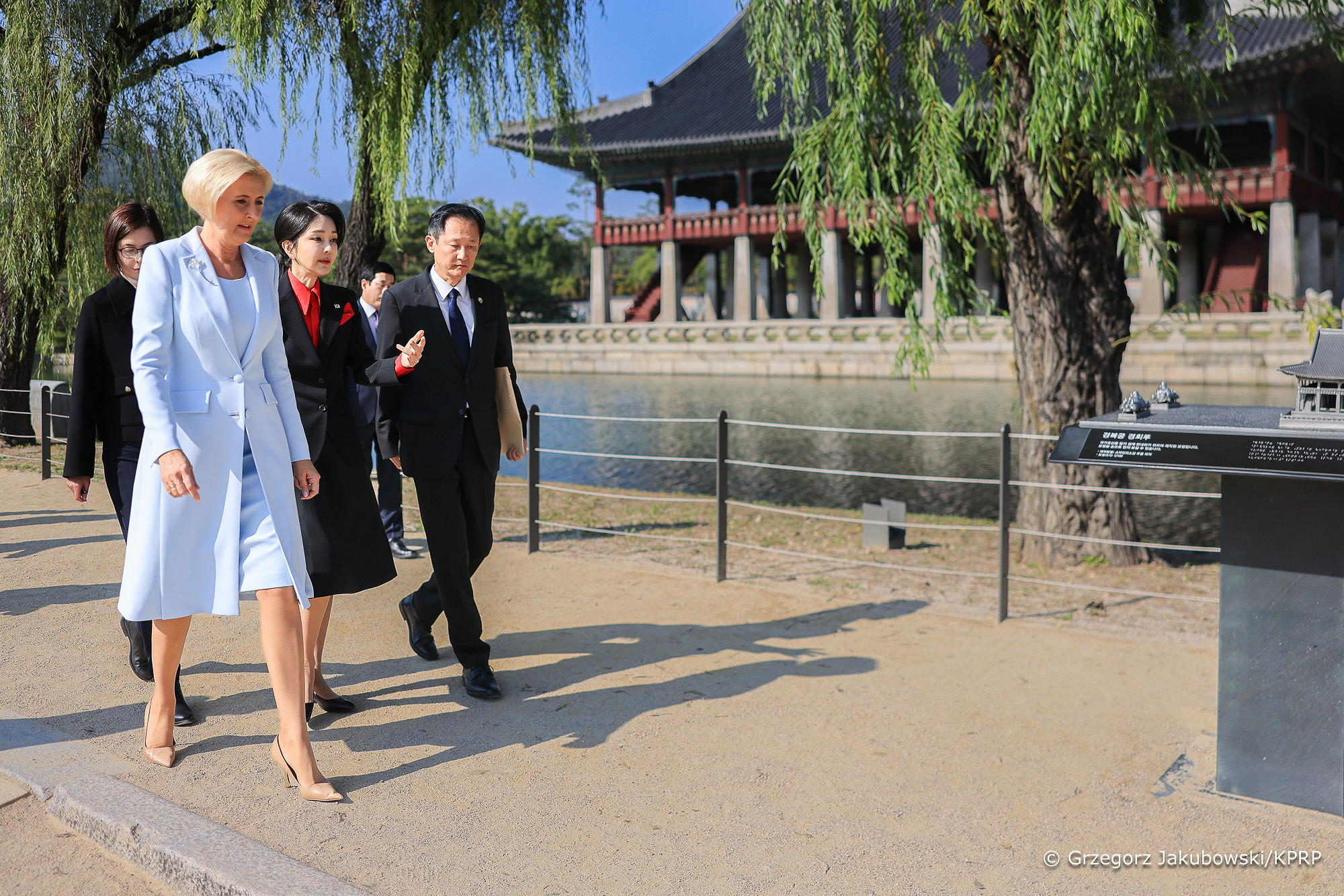 First Ladies Agata Kornhauser-Duda and Kim Keon-he met during the ...