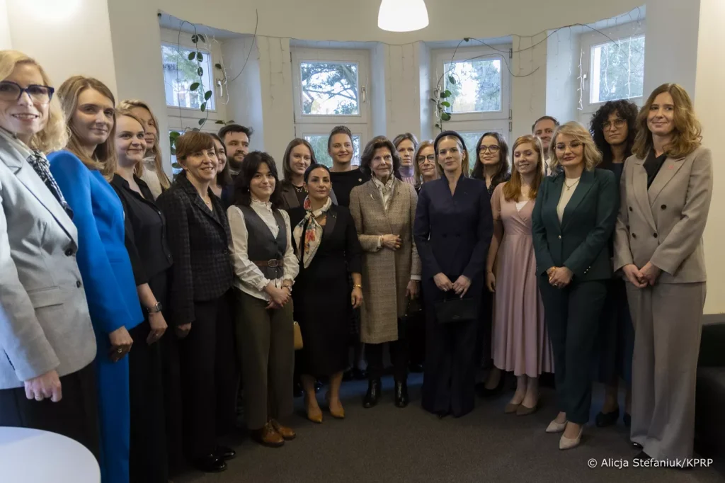 Marta Nawrocka met with Queen Silvia of Sweden - Summit of First Ladies ...